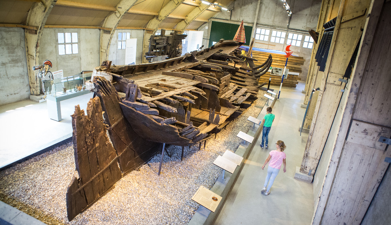 Batavialand, the ultimate heritage park about land and water in the ...